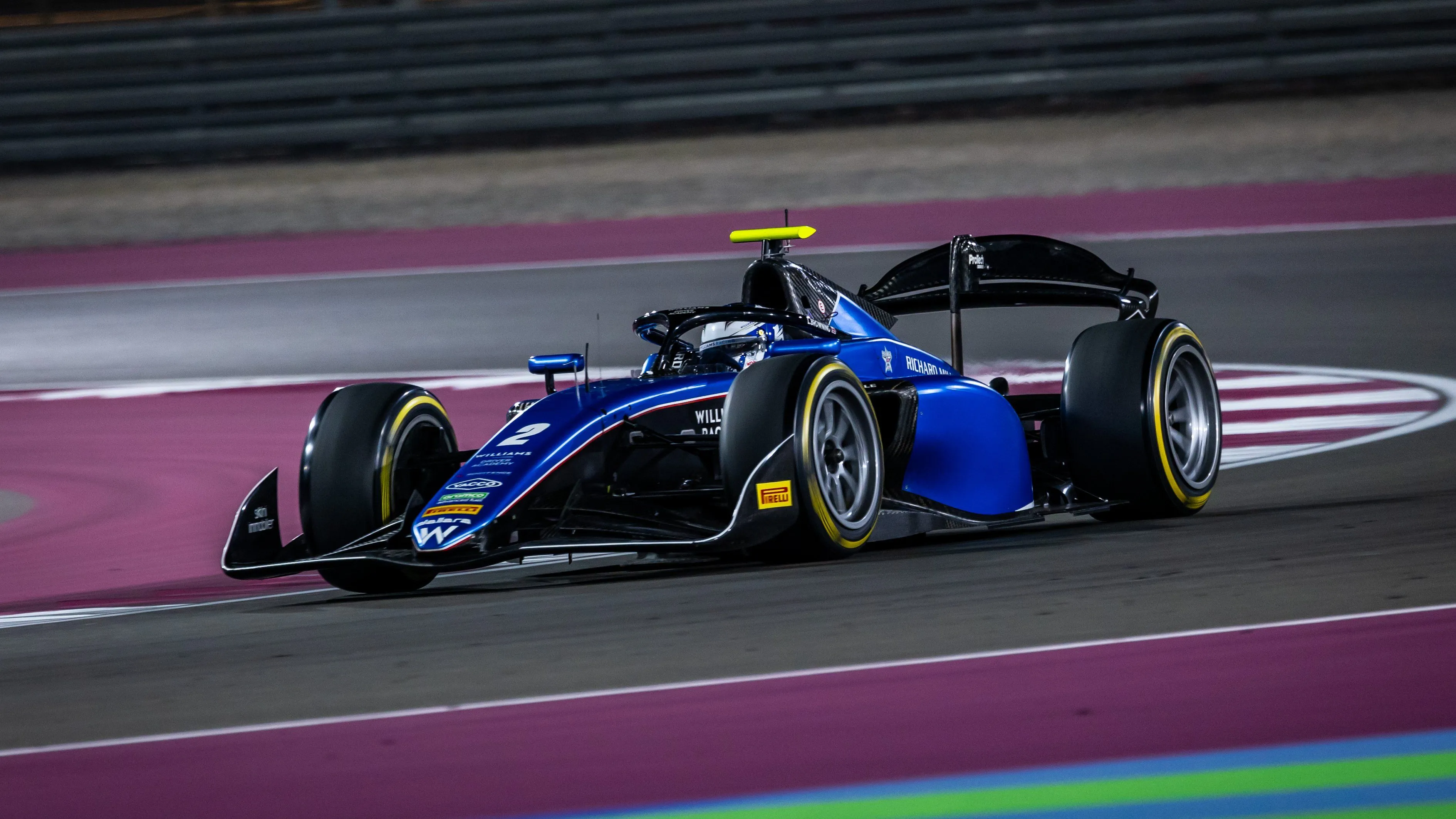 How long do formula 1 races last