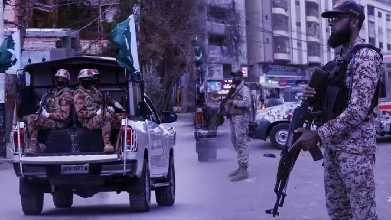 Ttp suicide attack kills seven pakistani soldiers as militants target ...